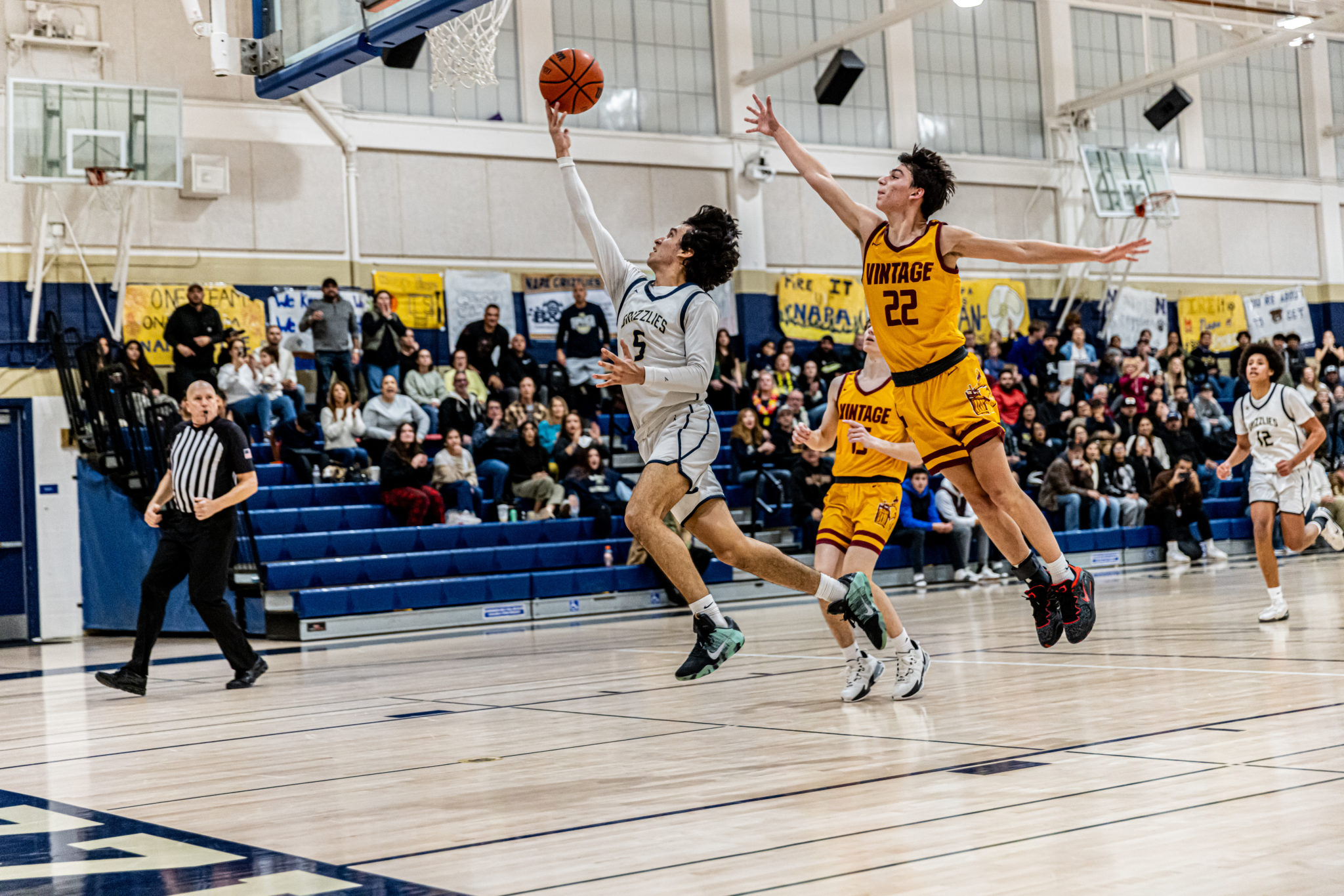 Napa starts fast to gain momentum, gets good games from Williams and ...