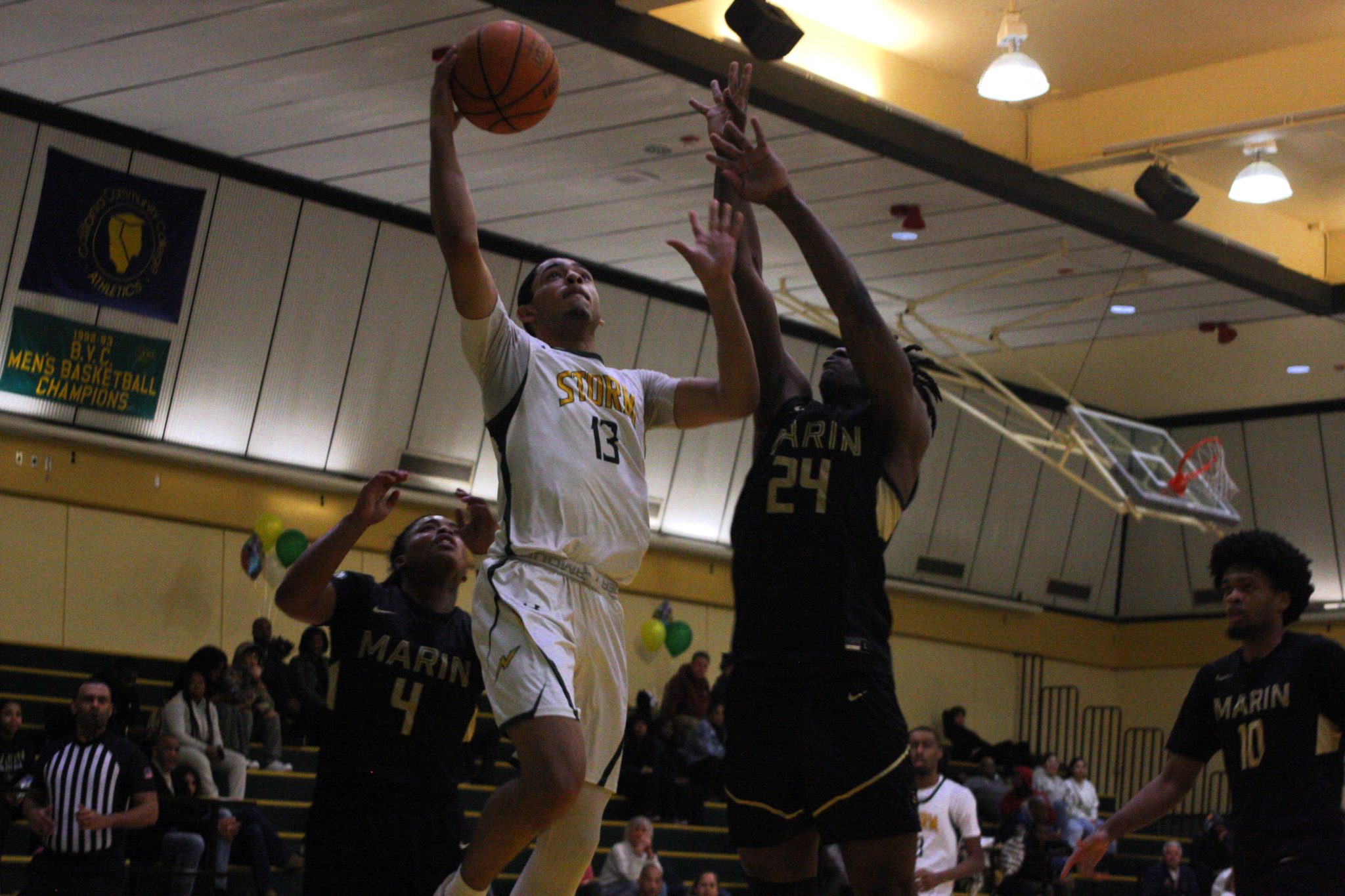 With game teetering, Farrington's clutch bucket and big night leads ...